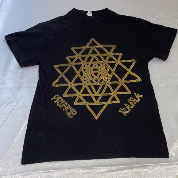 Delta | Tops | Delta T Shirt Gold Logo Small | Poshmark